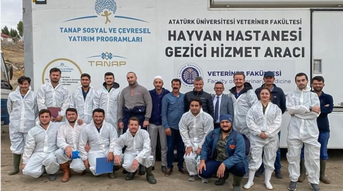 Hayvan hastanesi gezici hizmet aracı Karayazı’da Hayvan hastanesi gezici hizmet aracı Karayazı’da