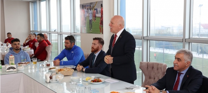 Transfer Tahtası Seçim Sonrasına Kaldı Transfer Tahtası Seçim Sonrasına Kaldı